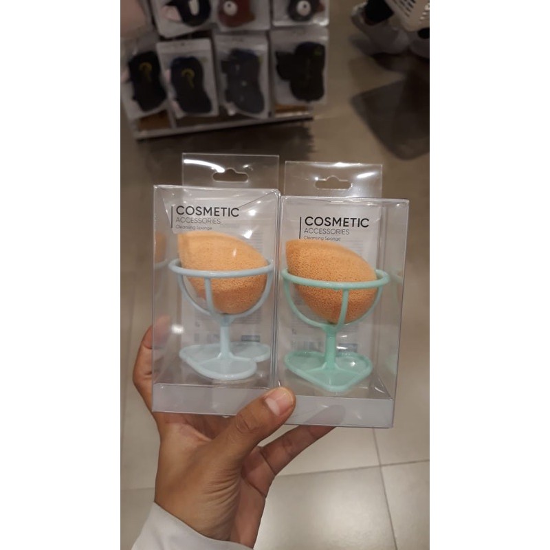 Jual MINISO TOY STORY / disney - Adventure time Beauty blender puff ...