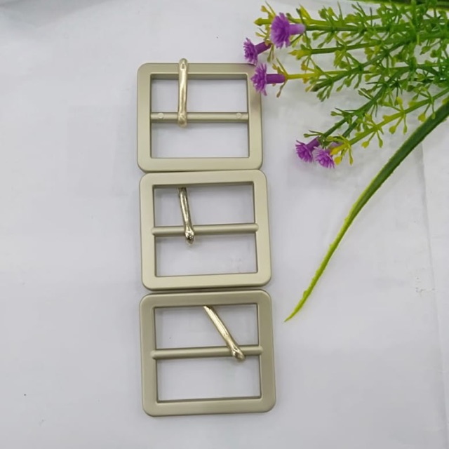 Jual Gesper plastik 3cm | Shopee Indonesia