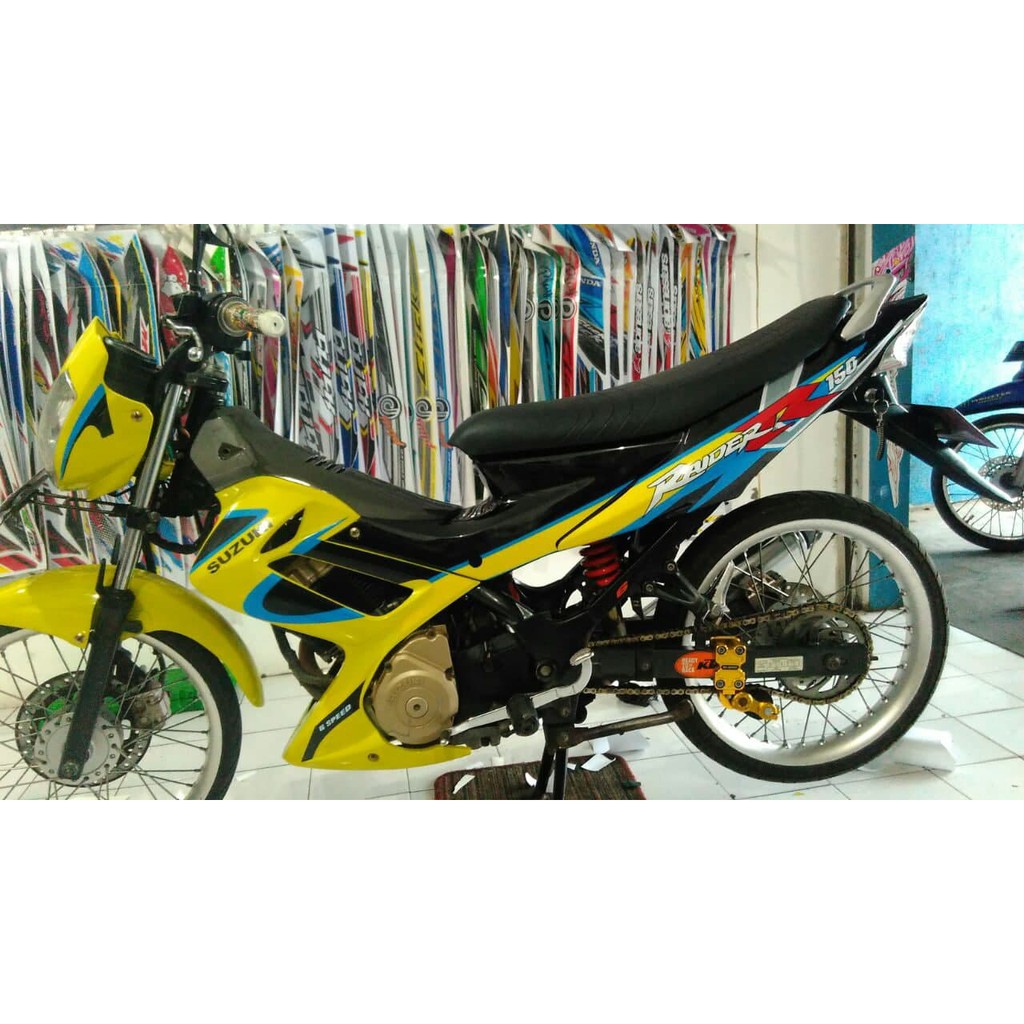 Jual STIKER STRIPING DECAL SATRIA FU LAMA/BARONG | Shopee Indonesia