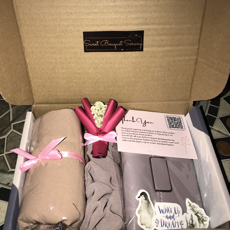 Jual paket gift box lengkap | Shopee Indonesia