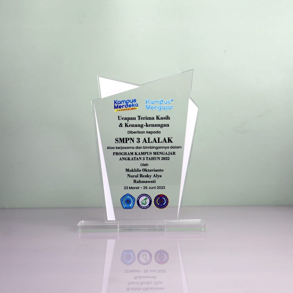 Jual Plakat Akrilik Custom / Plakat Penghargaan,Seminar,PKL,Ucapan ...