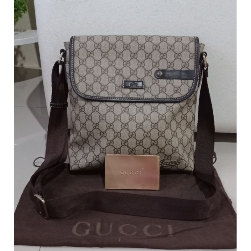 Jual Tas Preloved atau Monza atau Scond sling bag Brand Gucci lengkap ...