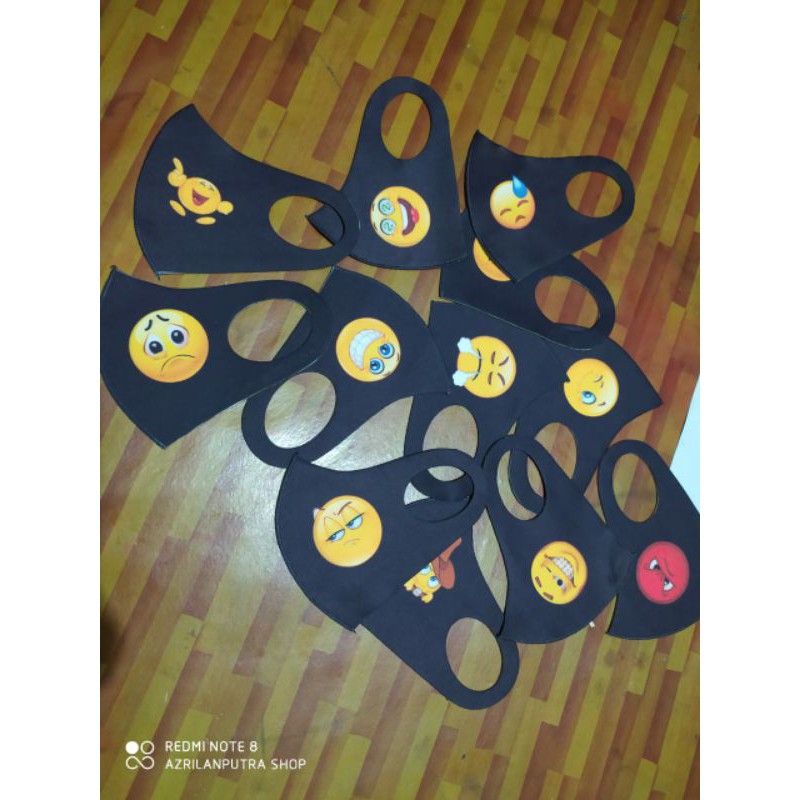 Jual scuba motif emoticon / masker lucu / motif unik | Shopee Indonesia