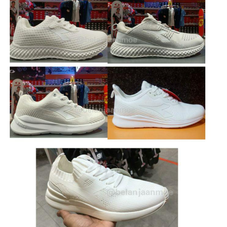 Jual [PROMO 7NI70] SALE Sports Station Diadora sepatu full putih pria ...