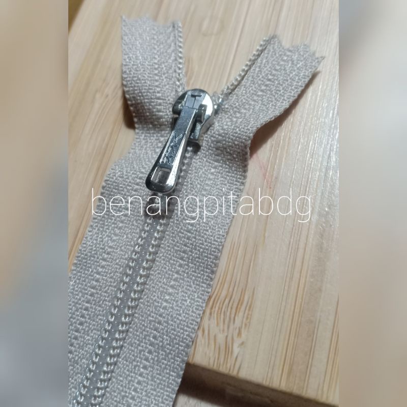 Jual SLETING YKK Zipper CFC 39 ( per lusin ) | Shopee Indonesia
