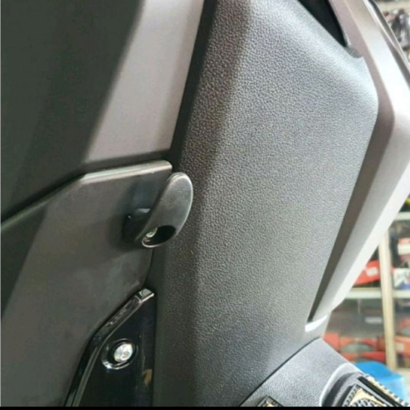 Jual Gantungan Cantelan Barang + Baut 1 ring 1Untuk New Nmax 2020-2021 ...