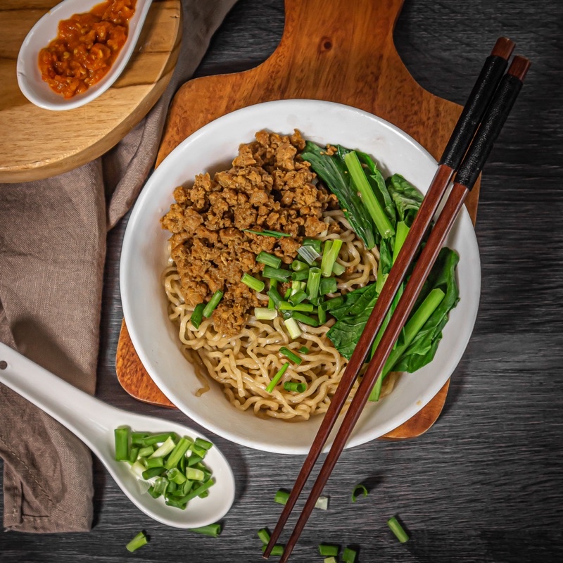 Jual BAKMI BABI FROZEN NON HALAL - Bakmi Nyonya Oei | Shopee Indonesia