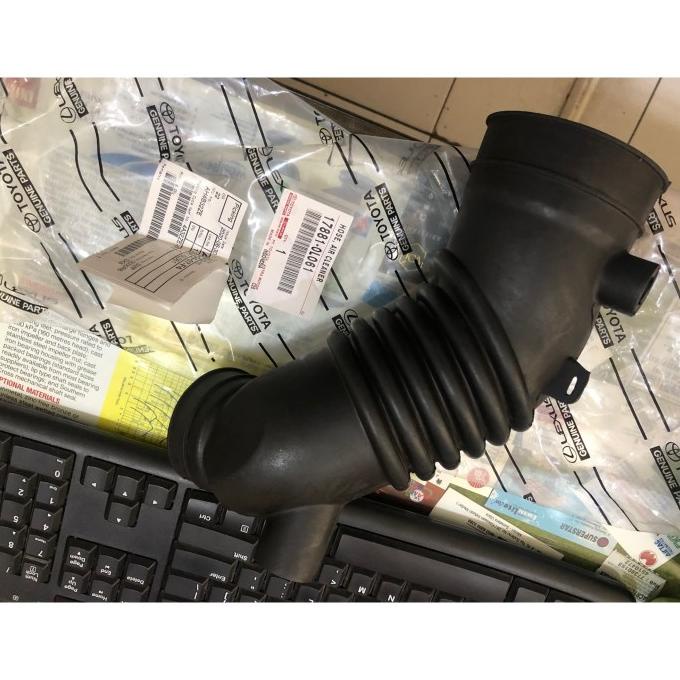 Jual Selang INTAKE Hawa turbo Kijang Innova Diesel asli original toyota ...