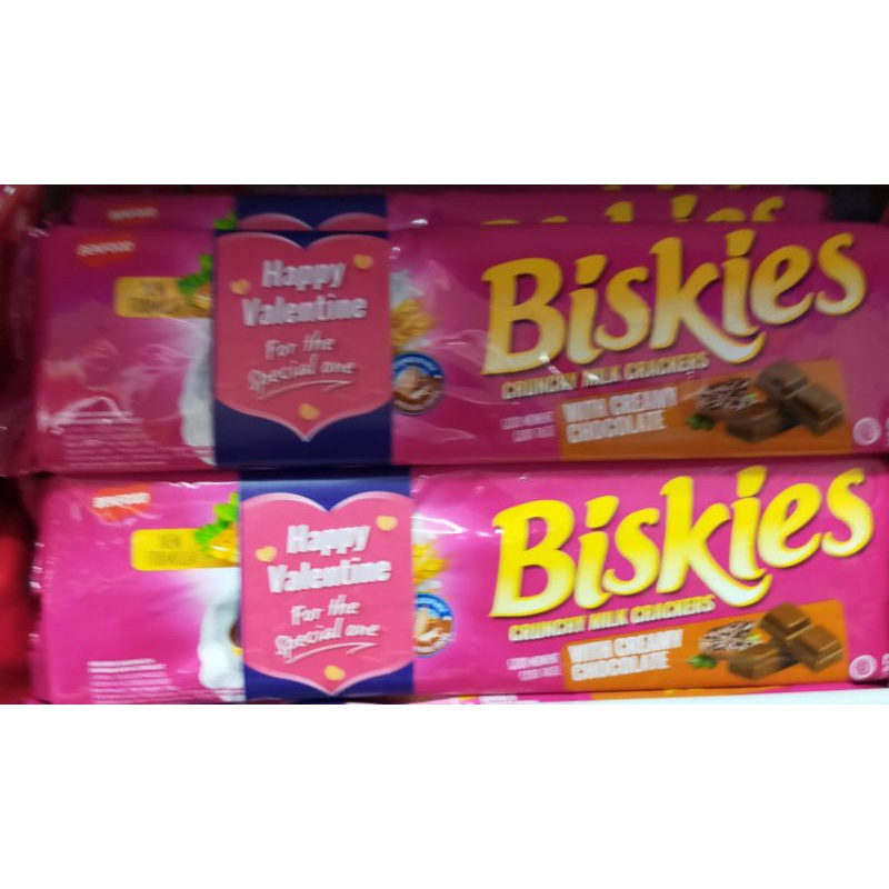 Jual Biskies Sandwich Chocolate 96g Biskies Sandwich Crackers Chocolate ...