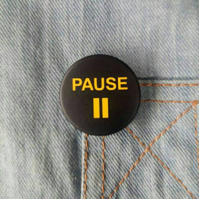Jual PAUSE Pin Button 3,2 cm | Shopee Indonesia