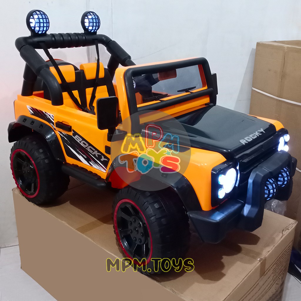 Jual Mainan Anak Mobil Aki Jeep Rocky 4WD BAN KARET Eva Mobil Aki ...