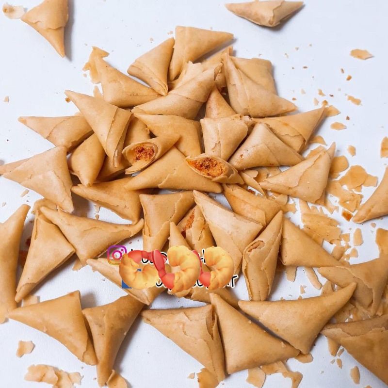 Jual samosa udang kering / samosa udang / snack / makanan ringan ...