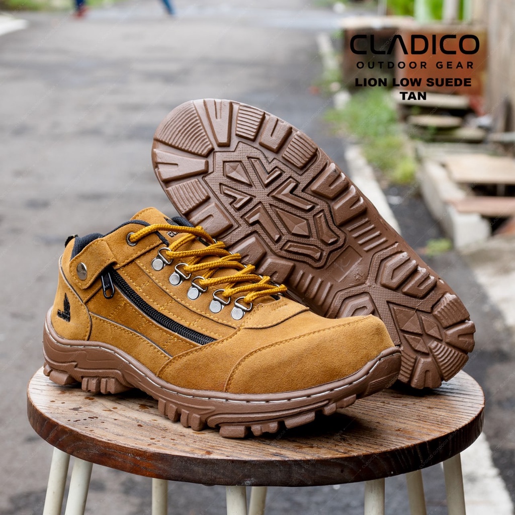 Jual Sepatu Safety Keren Ujung Besi Outdoor Resleting Cladico Lion ...