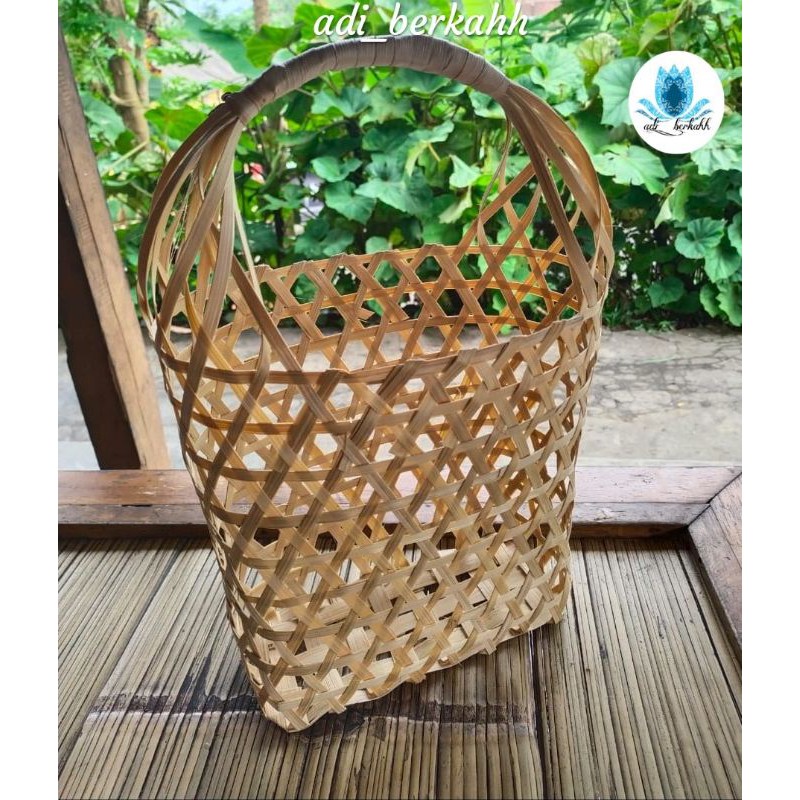 Jual Tas anyaman bambu | Shopee Indonesia