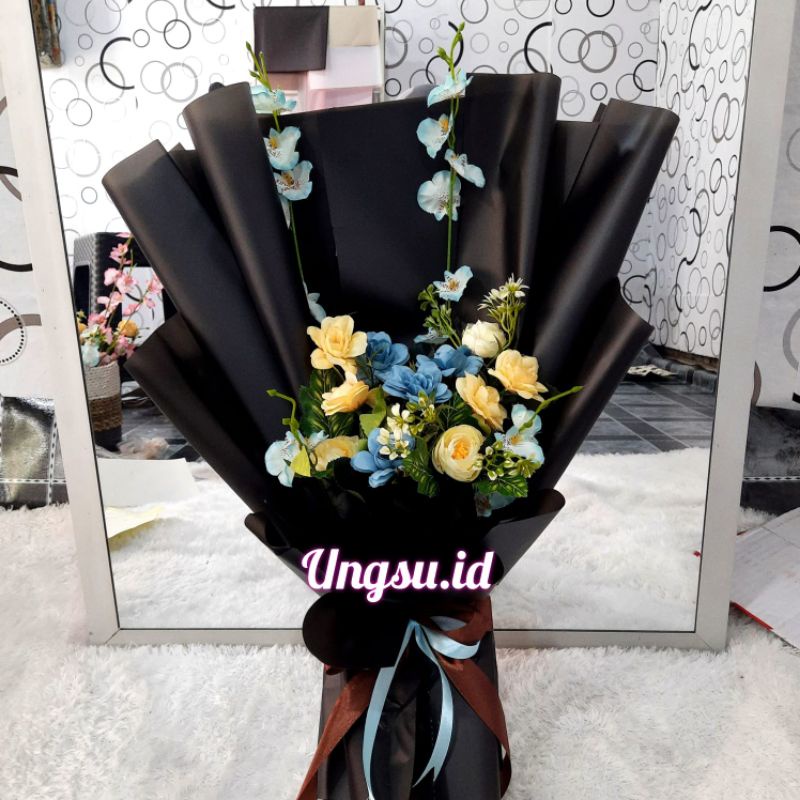 Jual bouqeut bunga lamaran bouqeut wisuda ulang tahun sempro gift money ...