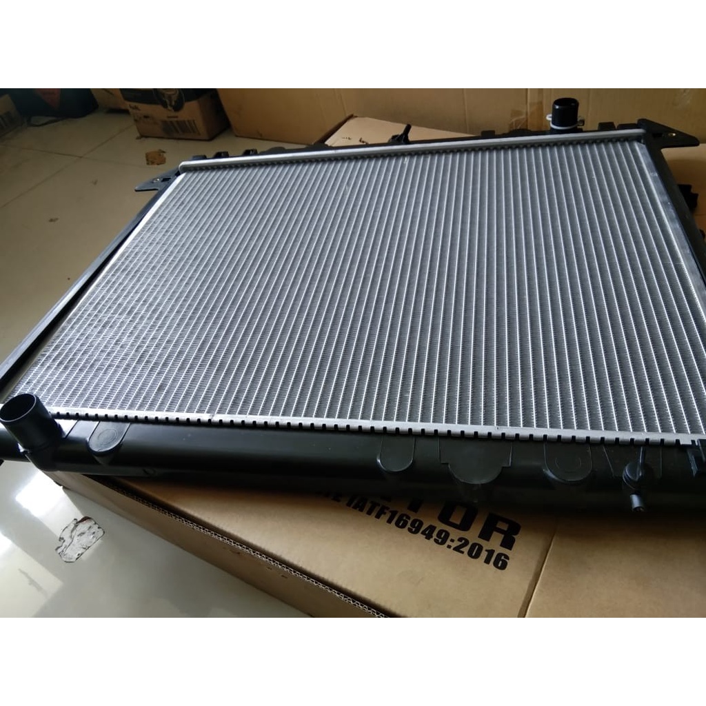 Jual Radiator innova Bensin manual 2005-2015 | Shopee Indonesia