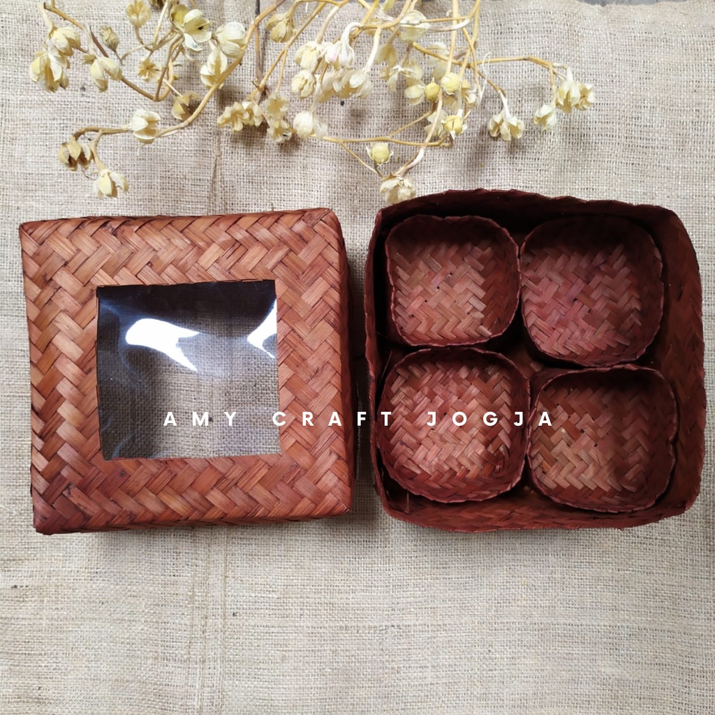 Jual besek murah Besek Mika Sekat Warna 25 x 25 cm Warna/Besek Hampers ...