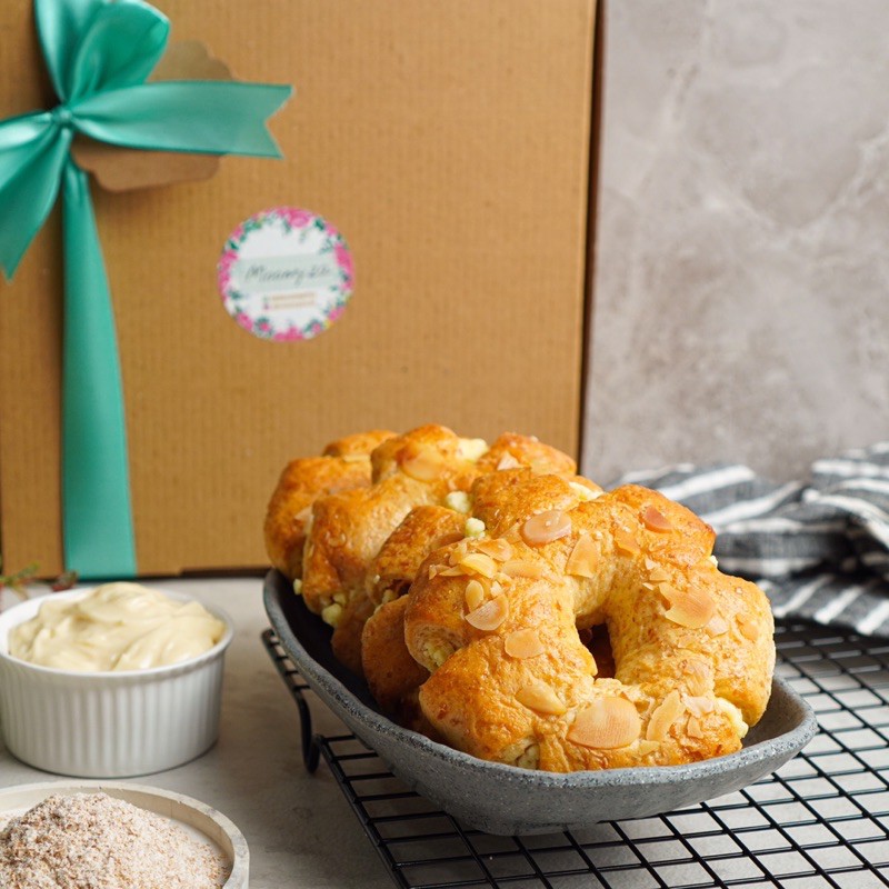 Jual almond cheese bread (roti tepung gandum) | Shopee Indonesia