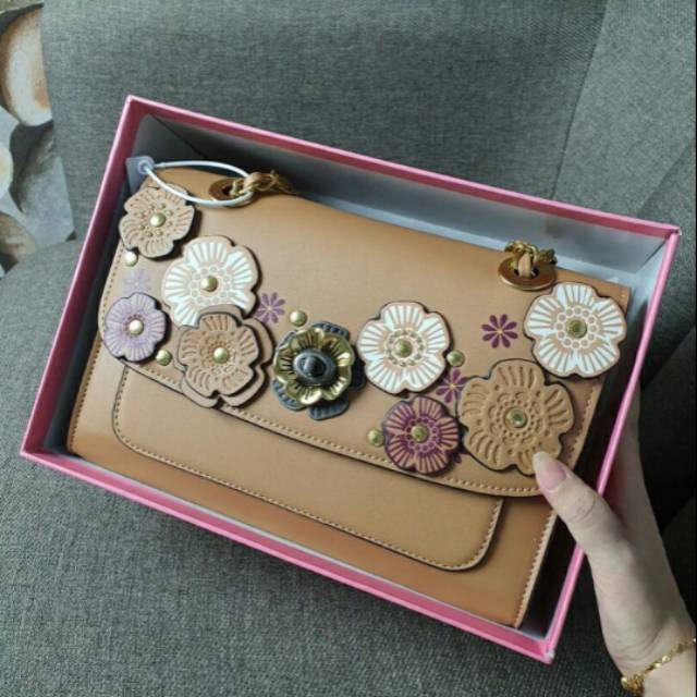 Jual Tas Coach Parker Tea Rose Applique. | Shopee Indonesia