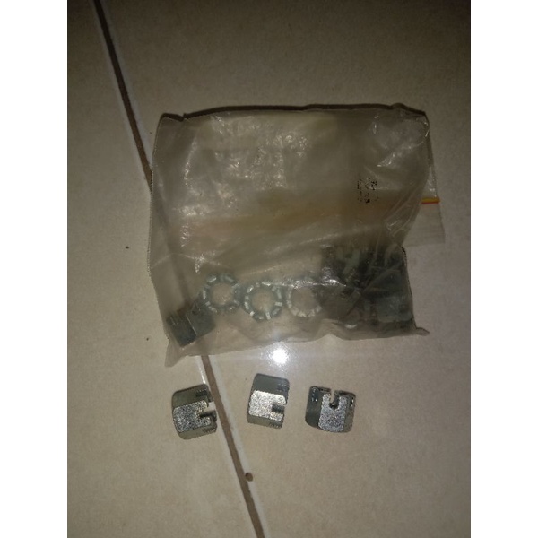 Jual mur as roda depan belakang Suzuki rc Suzuki crystal Suzuki ...