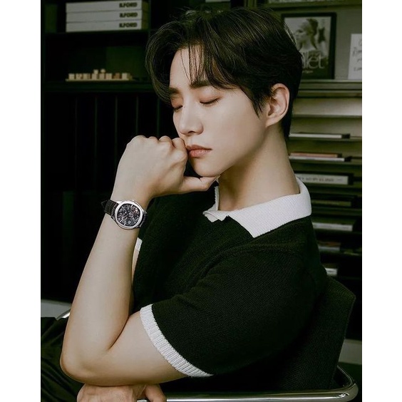 Jual POSTER DINDING LEE JUNHO RED SLEEVE (BISA CUSTOM GAMBAR) | Shopee ...