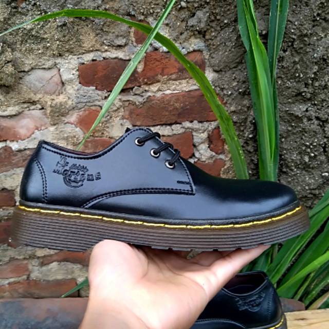 Jual Sepatu Low Boots dr martens Work Dockmar Pria dan Wanita (Unisex ...