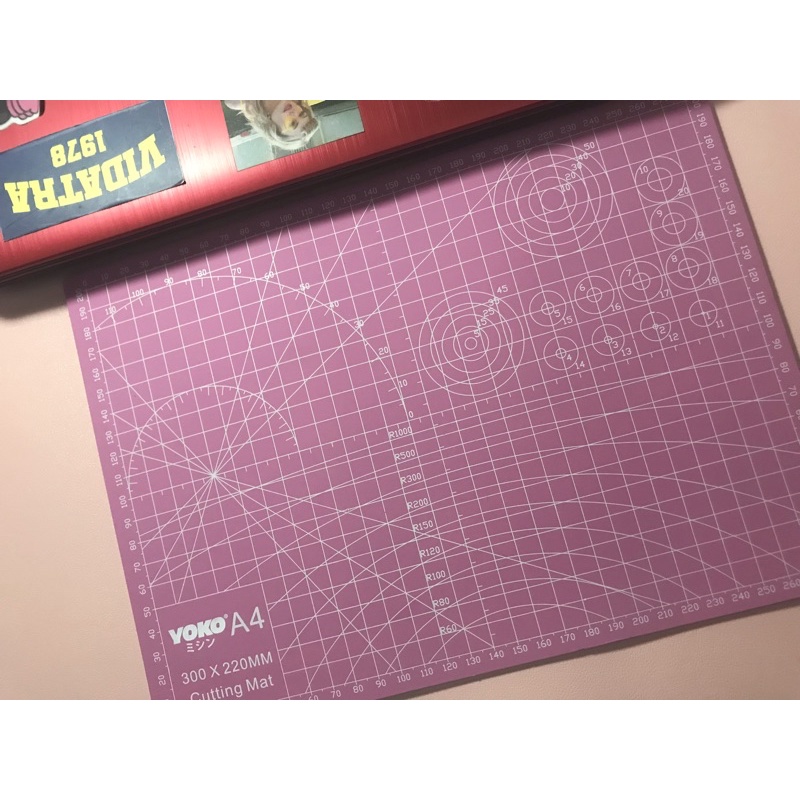 Jual PRELOVED cutting mat A4 pink (booked) | Shopee Indonesia