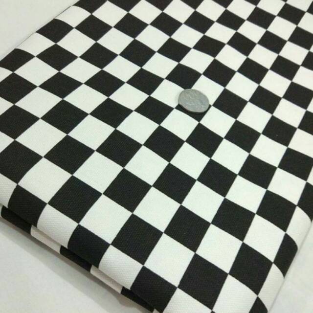 Jual Kanvas kotak2 hitam putih | Shopee Indonesia