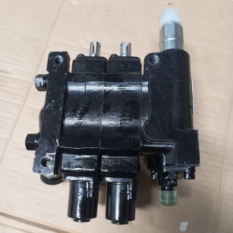 Jual CONTROL VALVE FORKLIFT LONKING HELI MHE 3 TON FD30 35 | Shopee ...
