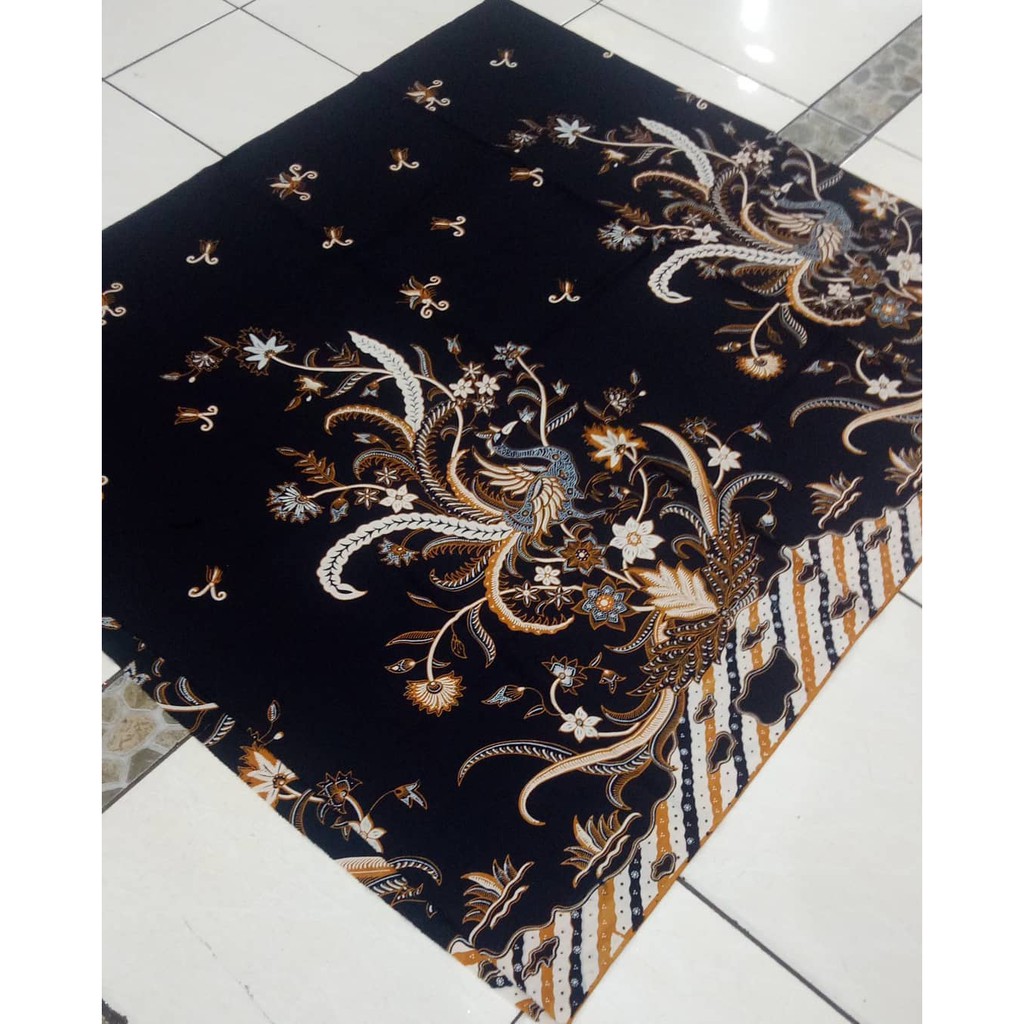 Jual Kain Batik SOLO motif manuk ngibing warna dasar hitam | Shopee ...