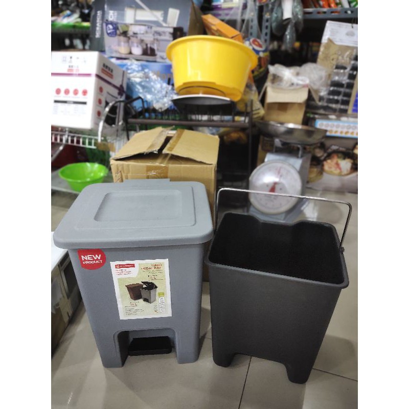 Jual tong sampah injak 6 liter / tempat sampah plastik hako pedal maspion 6 liter | Shopee Indonesia