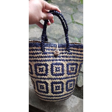 Jual TAS/BAKUL PURUN MOTIF/HAND MADE UKURAN SEDANG | Shopee Indonesia