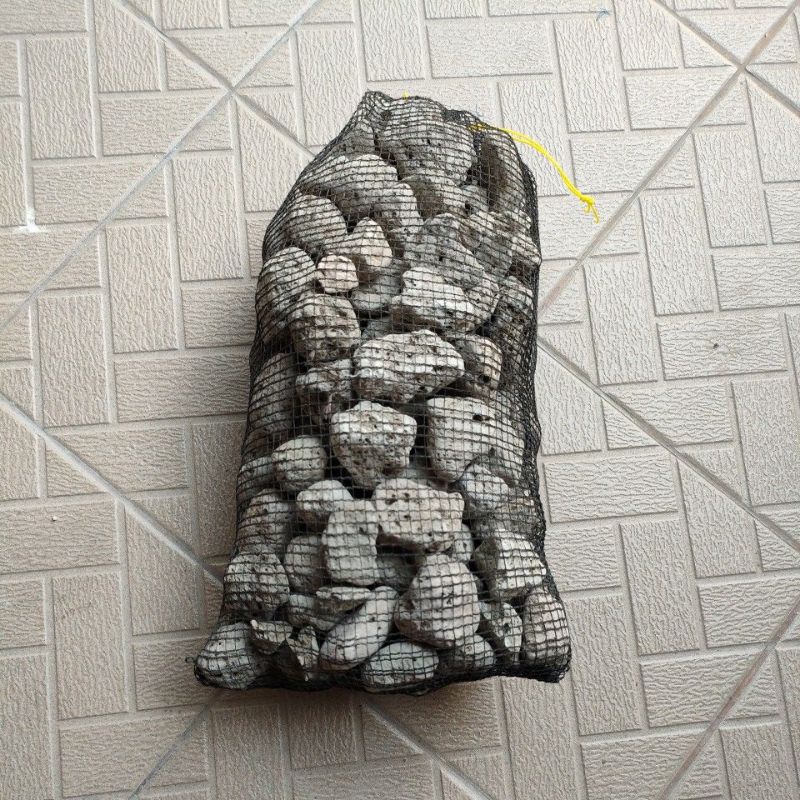 Jual media filter batu apung / pumice stone isi 2 kg plus waring ...