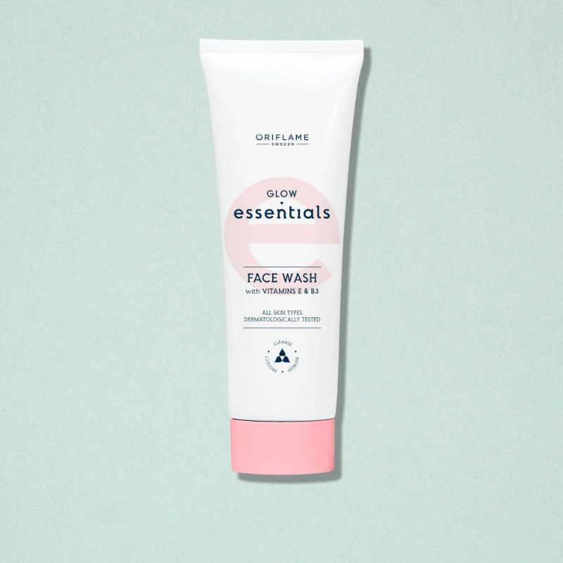Jual Glow Essentials Face Wash with Vitamins E & B3 | Shopee Indonesia