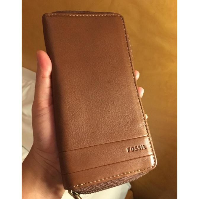 Jual Segera Miliki Dompet Fossil Men Zip Long Wallet Brown Bergaransi ...