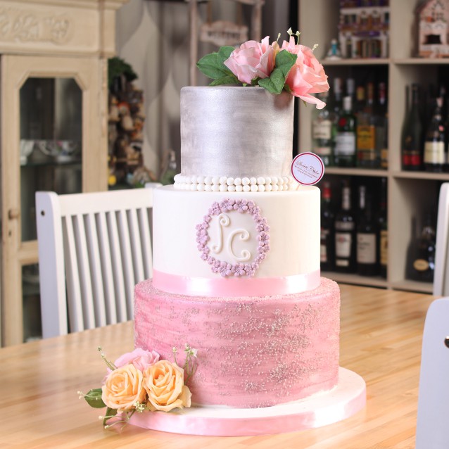 Jual Kue Pernikahan / Wedding Cake 3 susun / MOHON BACA KETERANGAN ...