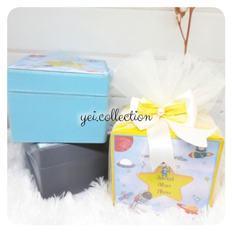 Jual PRE ORDER - Souvenir Hampers Box Tisu Vinyl Custom | Kado Bayi ...