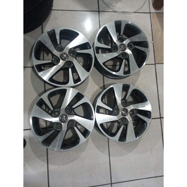 Jual VELG SEKEN COPOTAN MOBIL TOYOTA AVANZA RING 15 PCD 4X113, 3 ...