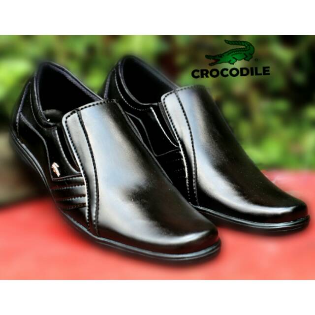 Jual Sepatu Pria Crocodile Pantofel / Formal Semi Formal Kantor Sepatu ...