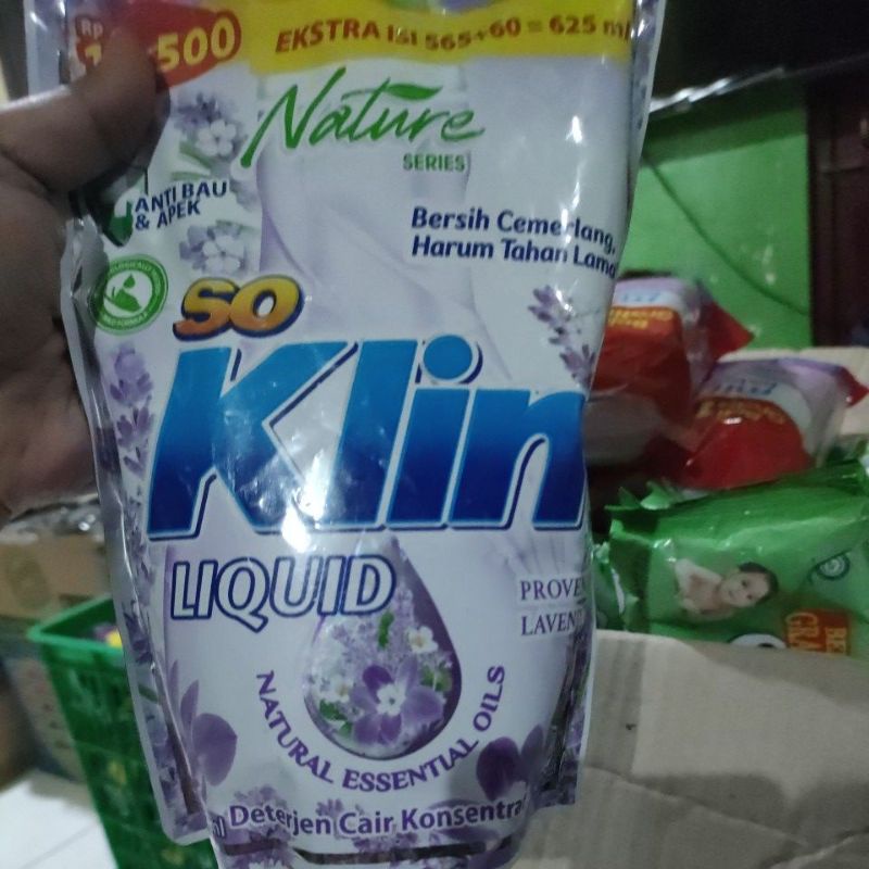 Jual So Klin Liquid Softergent 750ml SoKlin Cair Deterjen/Detergent ...