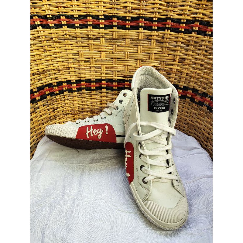 Jual Sepatu HEY Original Thrift (Second) | Shopee Indonesia