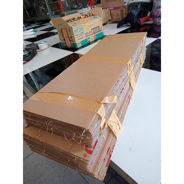 Jual Mika akrilik bening lembaran ukuran panjang 60cm lebar 20cm tebal 2ml | Shopee Indonesia