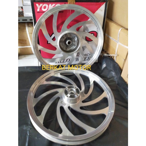 Jual VELEK RACING MEREK YOKO MOTOR MIO,RING 17, CROME SEPASANG | Shopee ...
