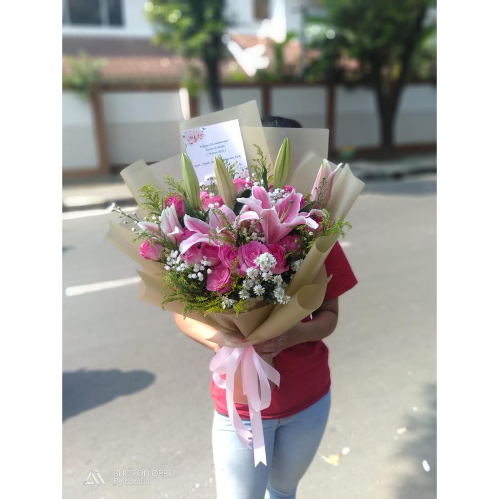 Jual Buket Bunga - 708 Buket Bunga wisuda Bunga Besar Bunga Fresh dan ...