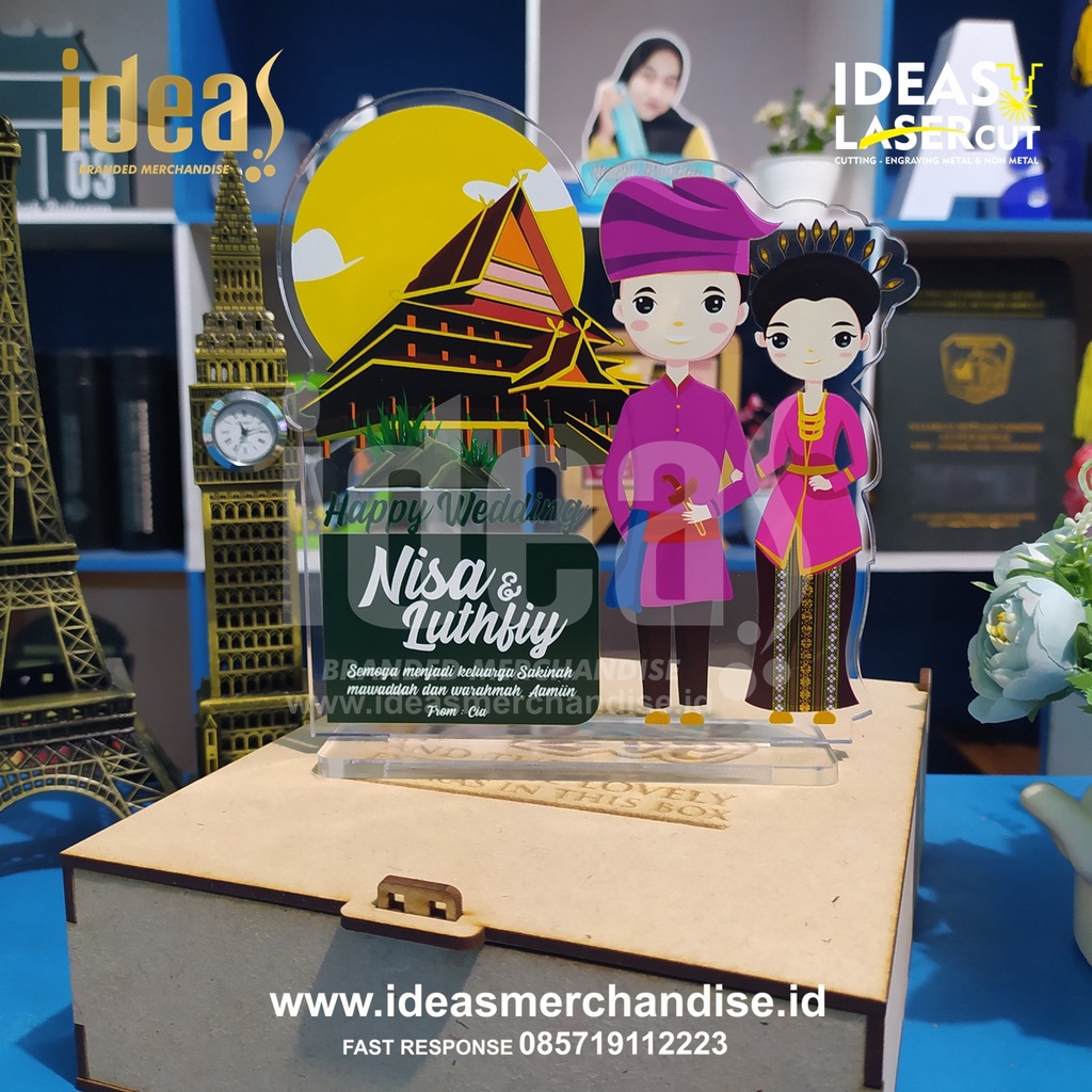 Jual 1 HARI JADI / Plakat Akrilik Wedding Custom Tema Adat / Vandel ...