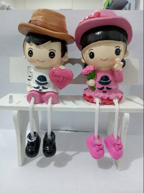 Jual Patung pajangan boneka duduk+kursi | Shopee Indonesia