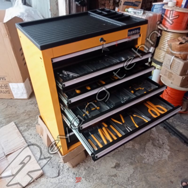 Jual Kunci Set 221 Pcs Tool Box Kabinet 7 Susun Lengkap Alat Perkakas Kunci | Shopee Indonesia