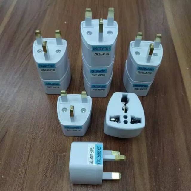 Jual Colokan steker Kaki 3 travel adaptor Singapore, Thailand Arab, dan ...