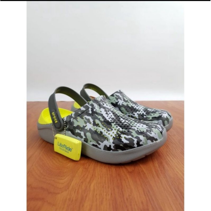 Jual Crocs Literide Clog motif /Sandal Crocs literide army / Crocs literide motif camoue / Crocs ...