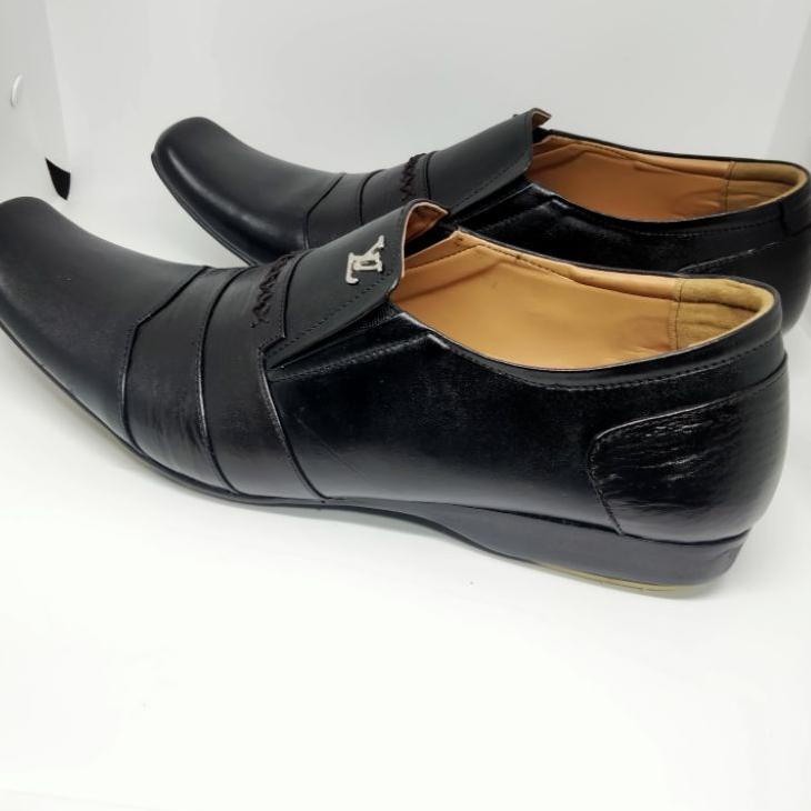 Jual (HARGA TERMURAH!) Sepatu Pantofel Pria Kulit Asli Tipe Pengikat ...